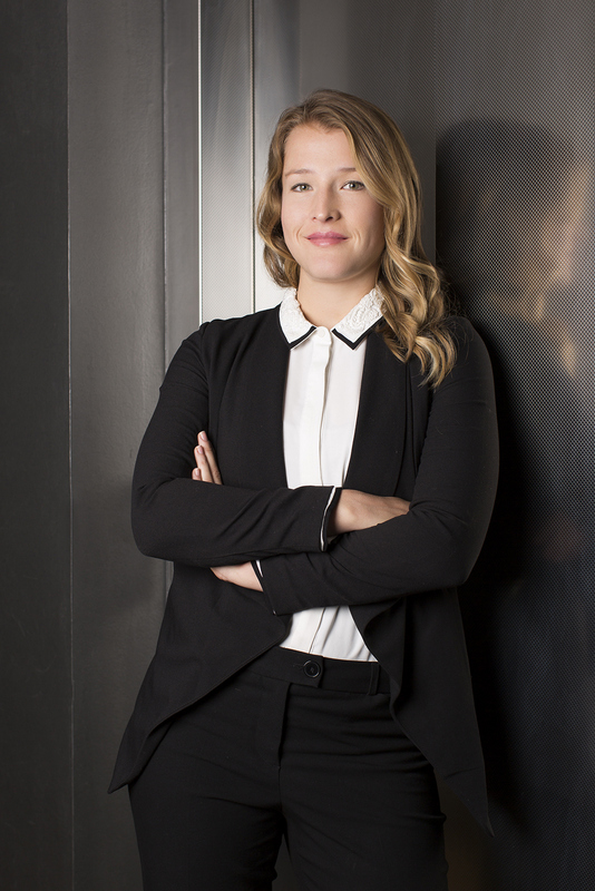 Business Portrait - hair & make up artist München business portrait